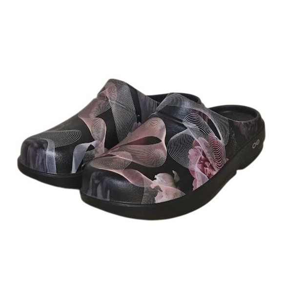 OOFOS | Shoes | Oofos Oocloog Recovery Clog Limited Men 8 Women Floral ...
